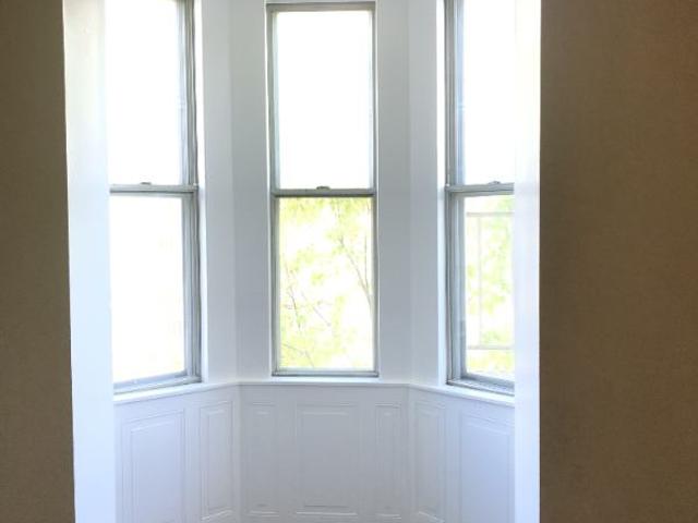 Historic District Mt Vernon Studio Apt 205 with 1