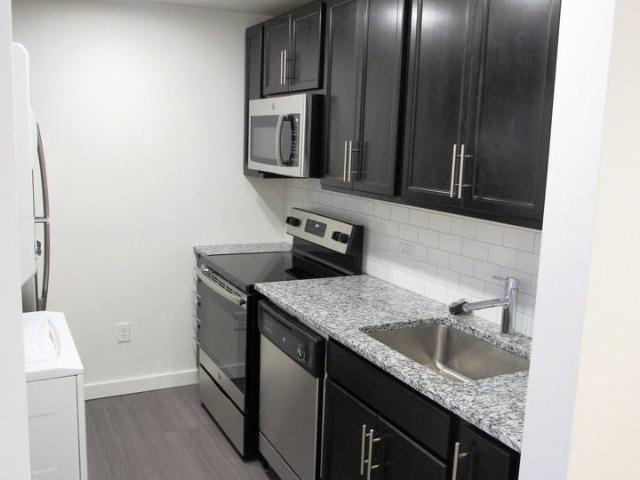 Historic Florentine 1 Bedroom Apartment for Rent at 907 S 25th St, Omaha, NE 68105 Columbus Park