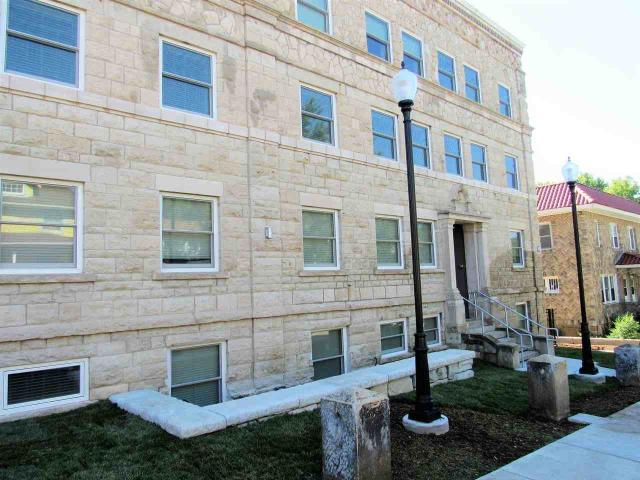 Historic Florentine 1 Bedroom Apartment for Rent at 907 S 25th St, Omaha, NE 68105 Columbus Park