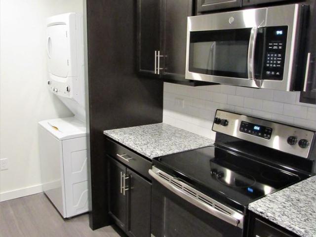 Historic Florentine 2 Bedroom Apartment for Rent at 907 S 25th St, Omaha, NE 68105 Columbus Park