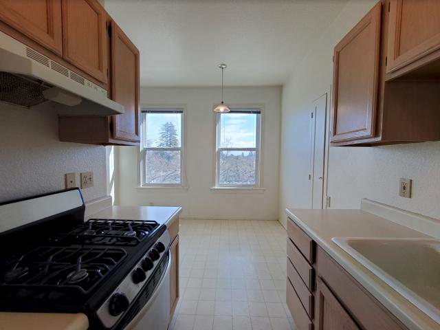 Historic Mediterranean Building in Great Location Studio Apartment for Rent at 29 Clinton St, Redwood City, CA 94062 Oak Knoll Edgewood Park