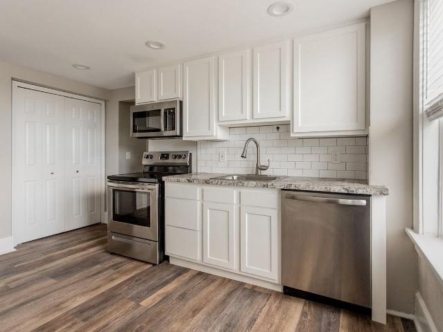 Historic Style, Modern Comforts, Prime Location 1 Bedroom Apartment for Rent at 73 E Palmer St, Detroit, MI 48202 University