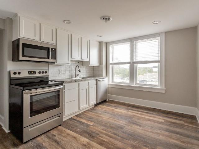 Historic Style, Modern Comforts, Prime Location 2 Bedroom Apartment for Rent at 73 E Palmer St, Detroit, MI 48202 University