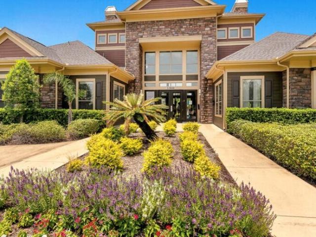Historical Mansions at Hasting Green 2 Bedroom Apartment for Rent at 11950 Fm 1960 Rd W, Houston, TX 77065