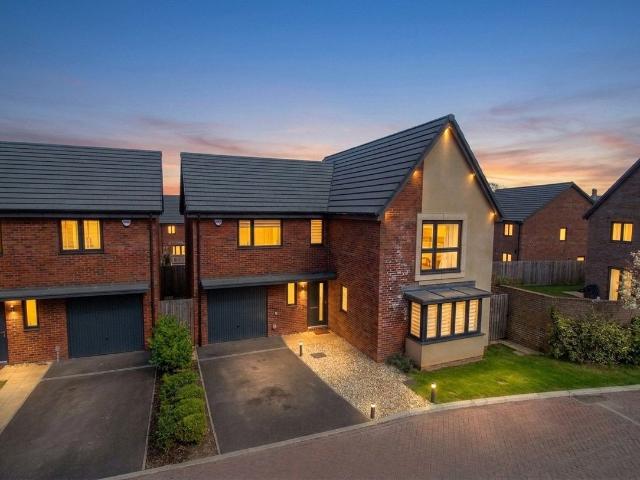 Hiscox Way, Stoke Gifford, Bristol, South Gloucestershire BS34, 4 bed detached house to rent, £2,350 pcm | PrimeLocation