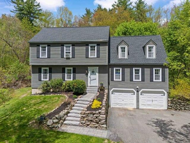 Hitching Post Ln, Bedford, Home For Sale