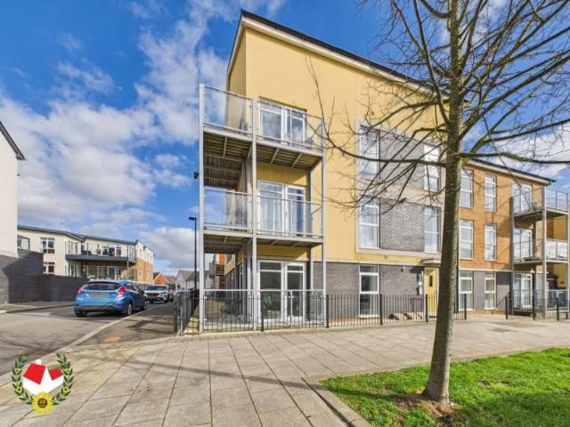 Hitchings Leaze, Patchway, Bristol BS34, 2 bed flat to rent, £1,325 pcm | PrimeLocation