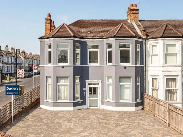 Hither Green Lane, Hither Green Lane SE13, 2 bed flat to rent, £1,850 pcm | PrimeLocation