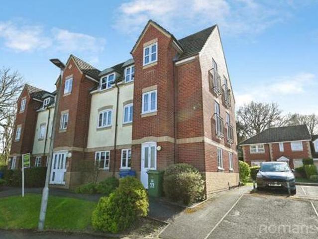 Hitherhooks Hill, Binfield, 2 Bedroom House