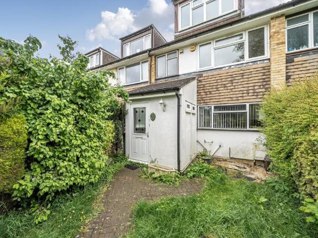 Hivings Park, Chesham HP5, 4 bed terraced house to rent, £2,000 pcm | PrimeLocation