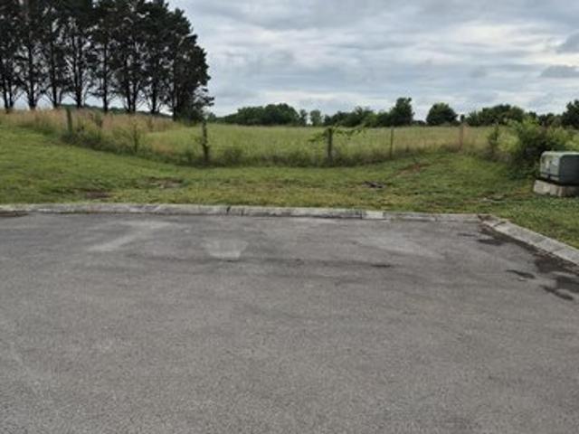 Hiwassee Rd, Madisonville, TN 37354