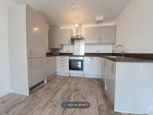 Homa House, Stockport SK1, 2 bed flat to rent, £1,025 pcm | PrimeLocation
