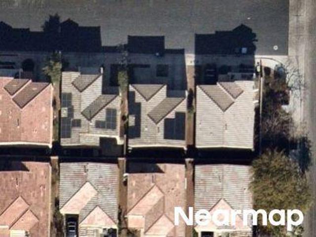 Hombard Ave