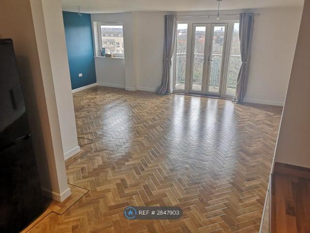 Homberg House, Dartford DA1, 2 bed flat to rent, £1,750 pcm | PrimeLocation