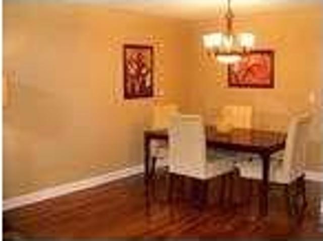 Home For Rent In Mundelein, Illinois
