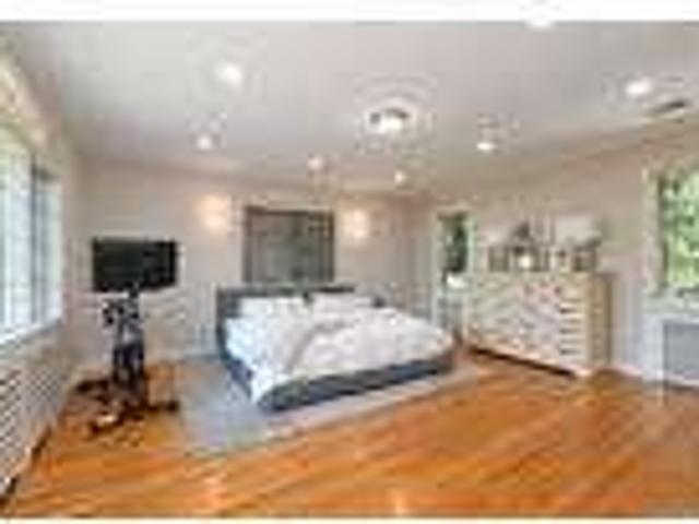 Home For Rent In Manhasset, New York