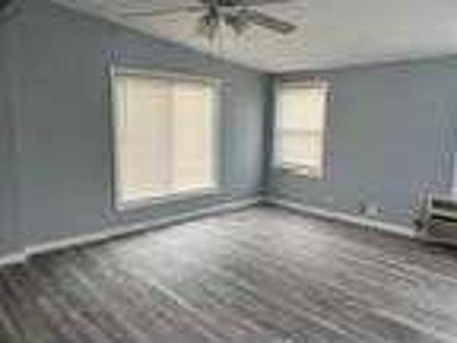 Home For Rent In Maryland Heights, Missouri