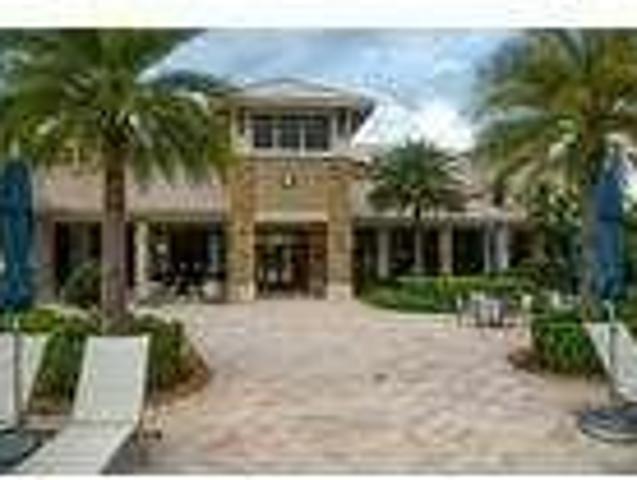 Home For Rent In Naples, Florida