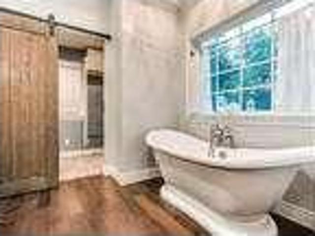Home For Rent In Nichols Hills, Oklahoma