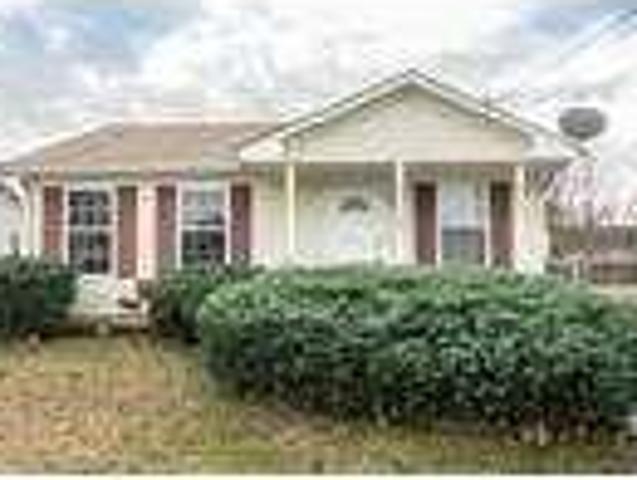 Home For Rent In Oak Grove, Kentucky