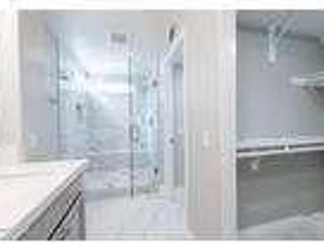 Home For Rent In Oak Park, California