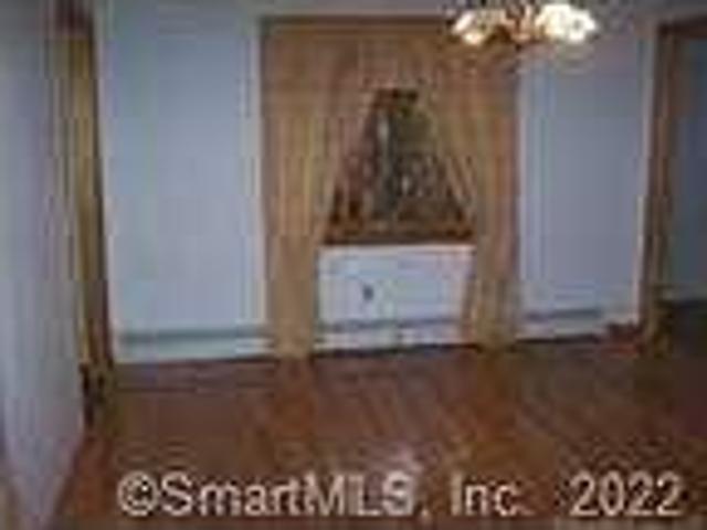 Home For Rent In Bethany, Connecticut