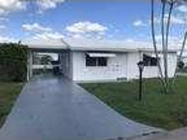 Home For Rent In Boynton Beach, Florida