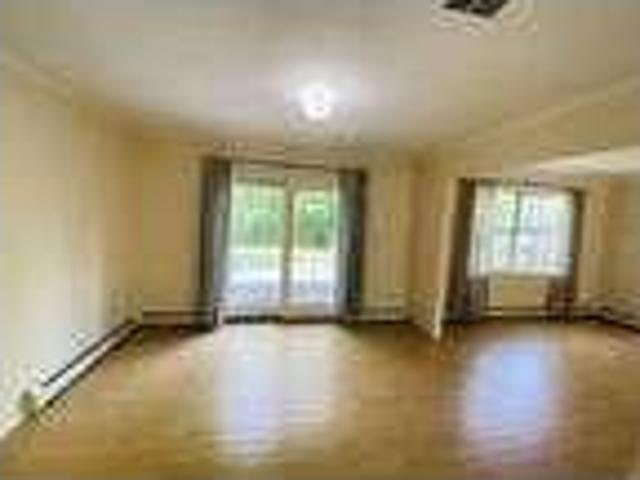Home For Rent In Briarcliff Manor, New York