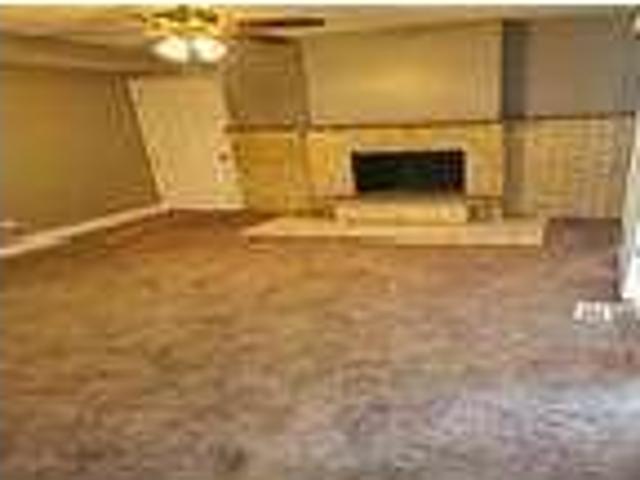 Home For Rent In Country Club Hills, Illinois