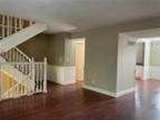 Home For Rent In Ellisville, Missouri