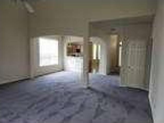 Home For Rent In Fresno, Texas