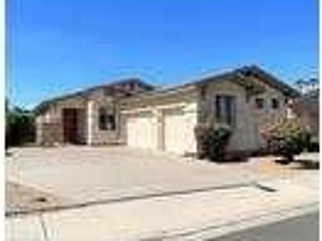 Home For Rent In Goodyear, Arizona