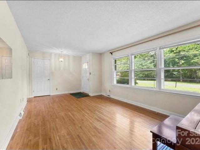 Home For Rent in great location!