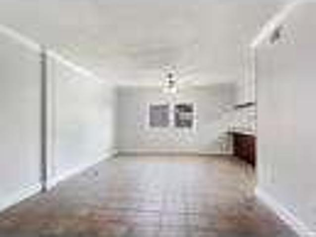 Home For Rent In Gretna, Louisiana