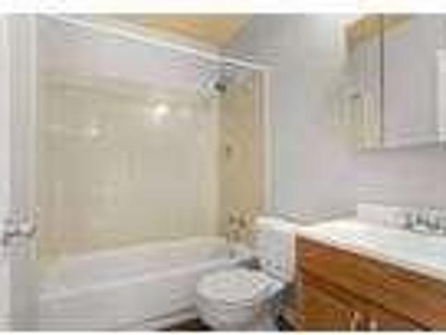 Home For Rent In Gretna, Louisiana