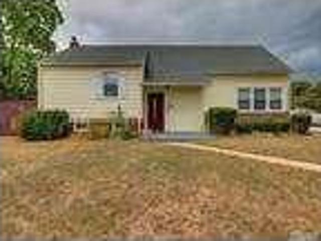 Home For Rent In Hicksville, New York