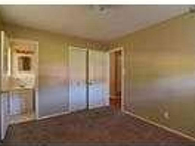Home For Rent In Iowa Park, Texas