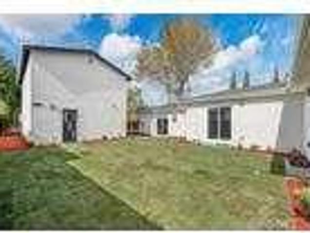 Home For Rent In Lake Balboa, California