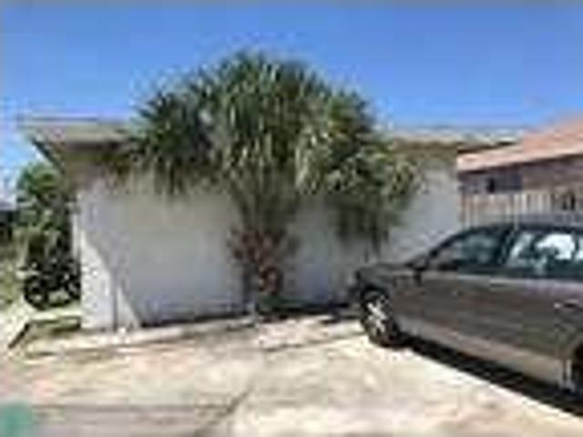 Home For Rent In Lake Worth Beach, Florida