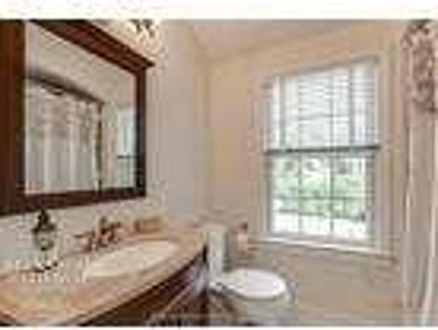 Home For Rent In Libertyville, Illinois