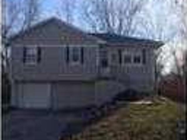 Home For Rent In Peculiar, Missouri