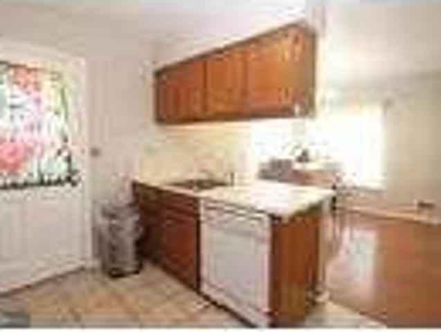 Home For Rent In Robbinsville, New Jersey