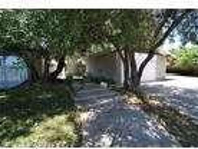 Home For Rent In Rossmoor, California
