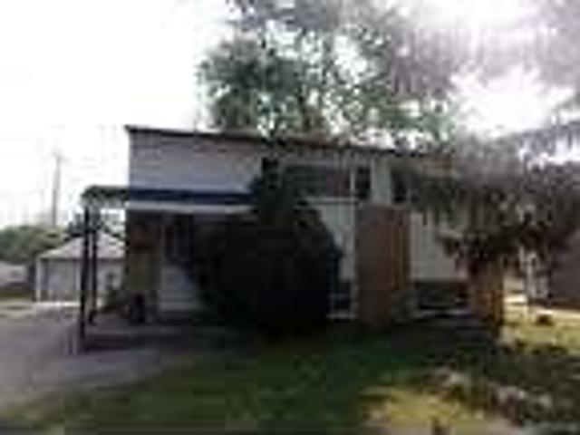 Home For Rent In Sterling Heights, Michigan