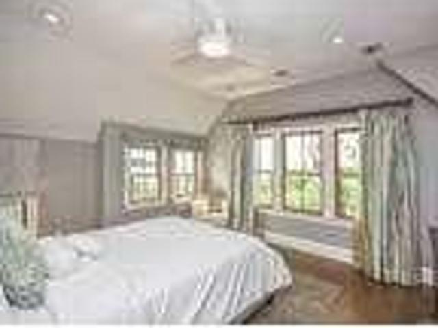 Home For Rent In Sea Cliff, New York