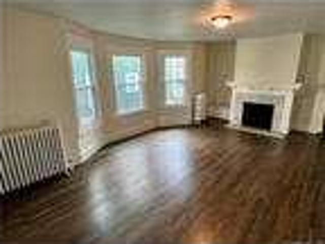 Home For Rent In Waterbury, Connecticut