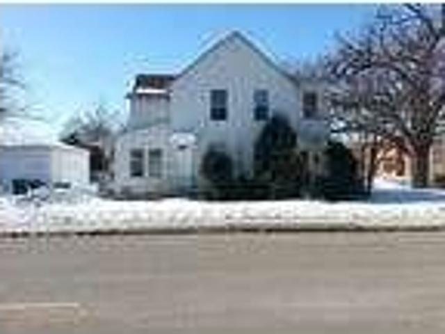Home For Rent In Wauconda, Illinois