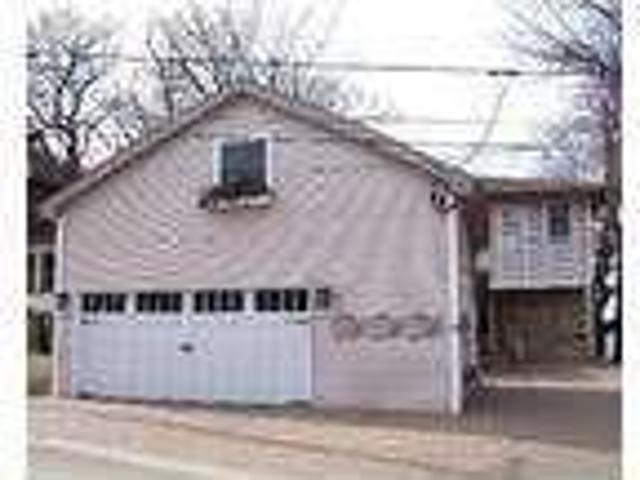 Home For Rent In Wauconda, Illinois