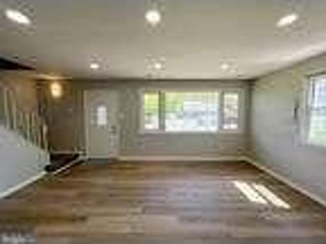 Home For Rent In Wenonah, New Jersey