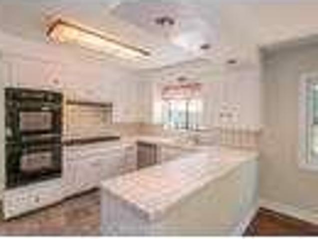 Home For Rent In Woodland Hills, California